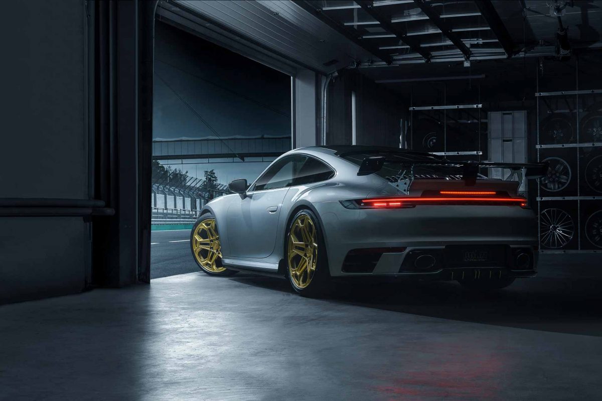 Porsche 911 - Pitlane Tuning Shop